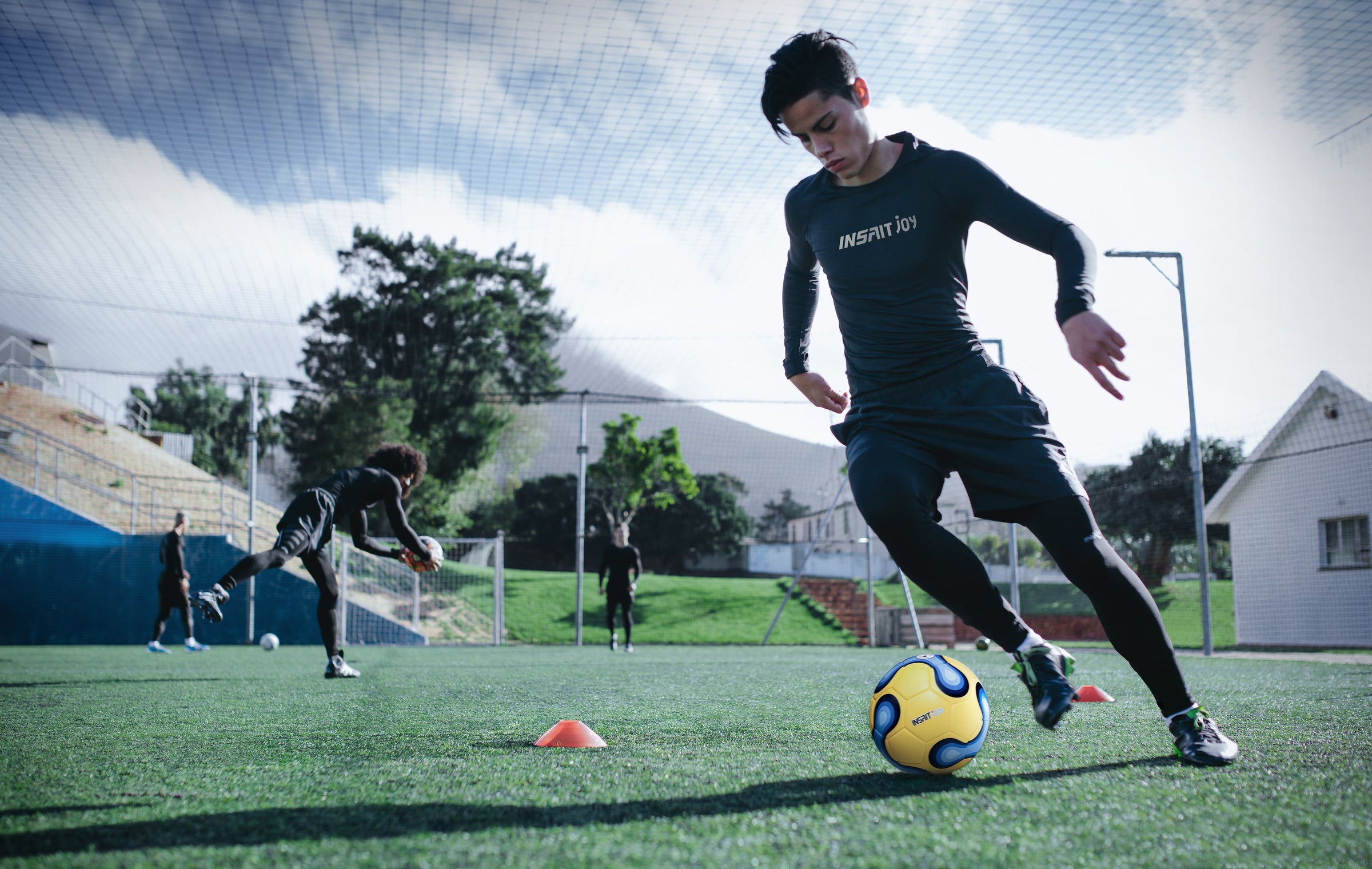 INSAIT JOY Smart Football - Connected Sensor Ball